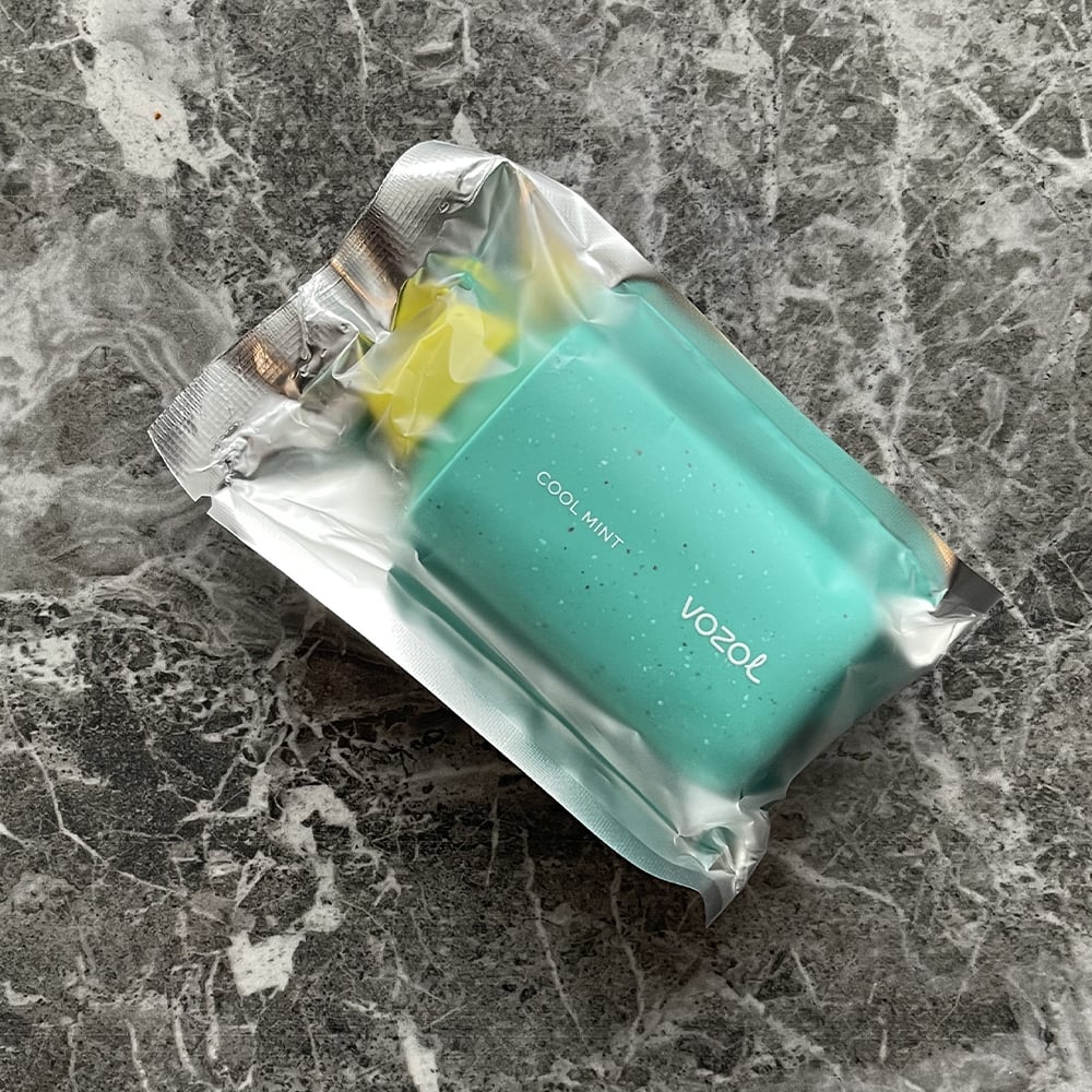 Vozol Star 6000 Cool Mint💨 - Disposable Vape ‣ Only £12👍