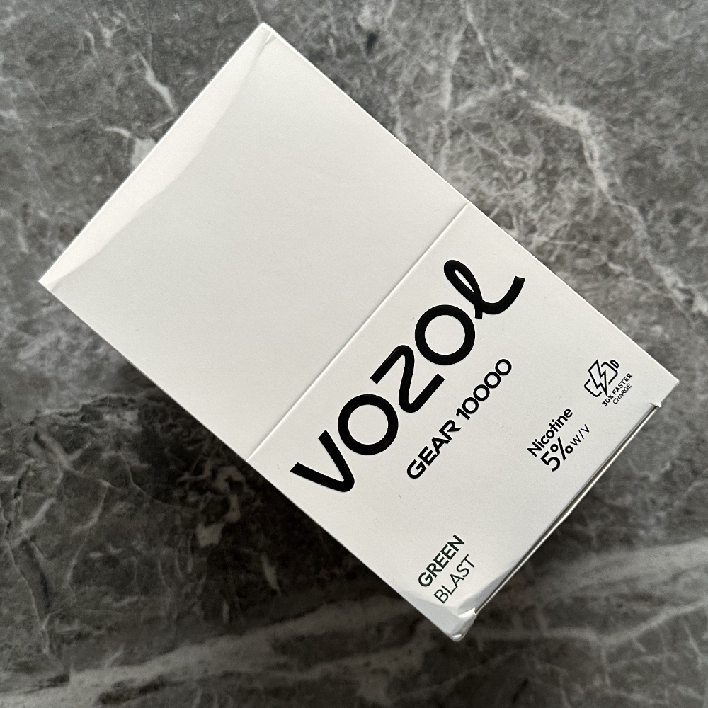 Vozol Gear 10000 Green Blast💨‣ Only £16👍