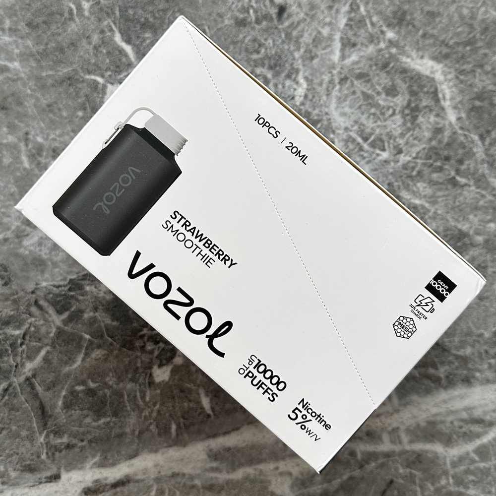 Vozol Gear 10000 Strawberry Smoothie💨 ‣ Only £16👍
